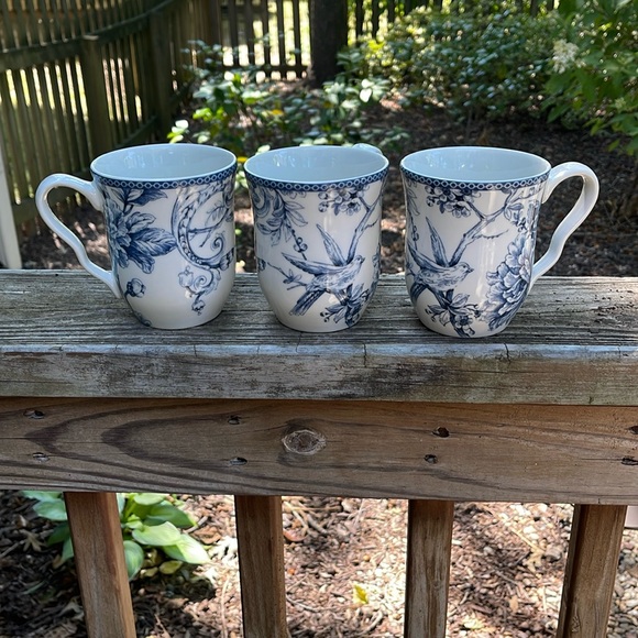 222 Fifth | Dining | 222 Fifth Adelaide Blue And White Bird Mugsset Of ...